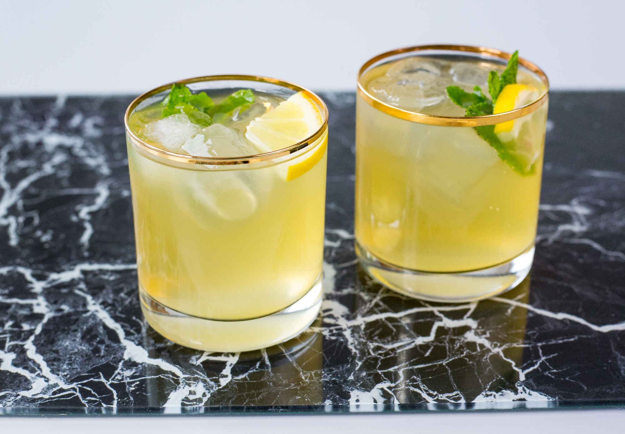 Läskande lemonad - ZEINAS KITCHEN