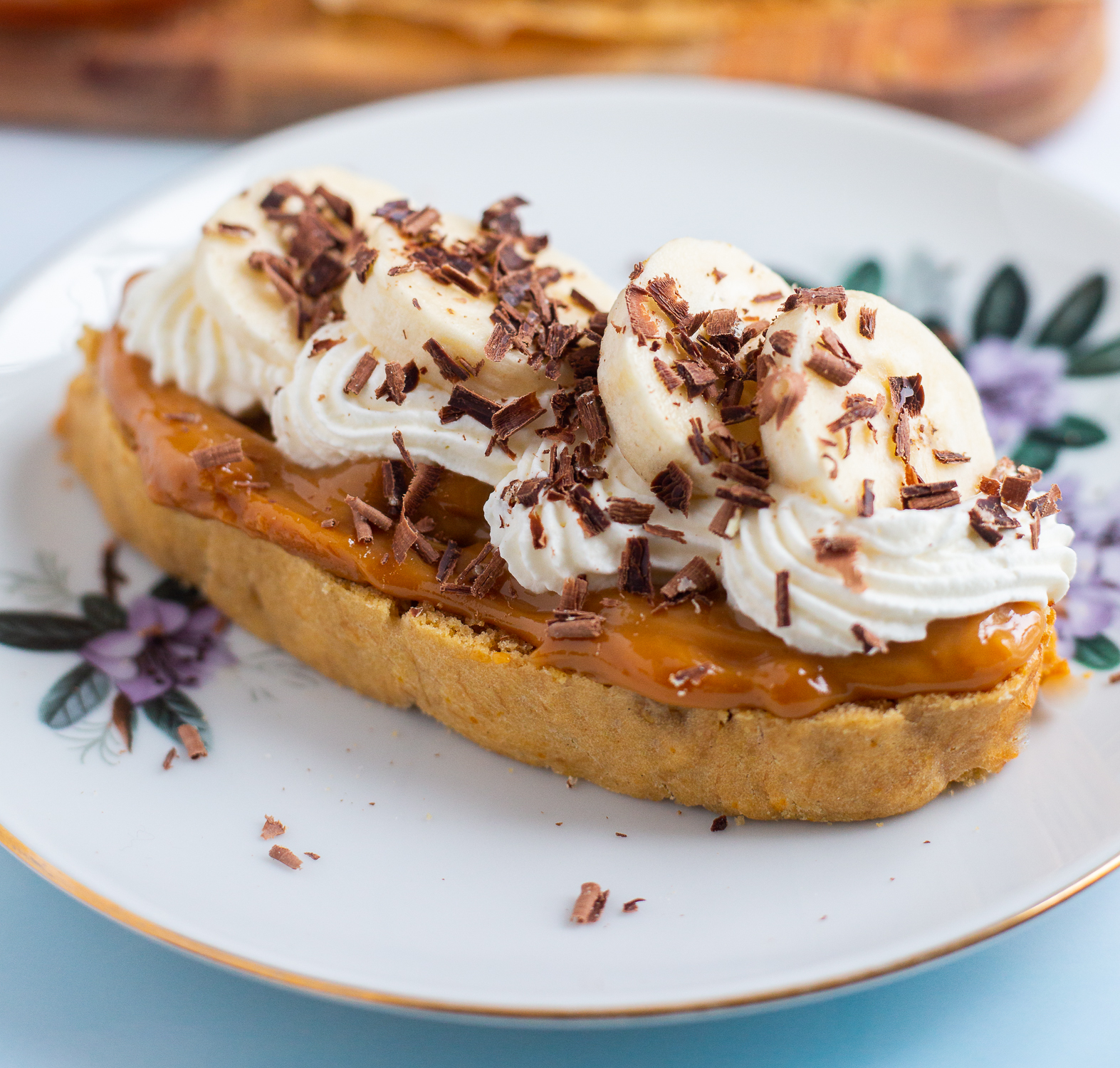 Banoffee slice på banankaka - Zeinas Kitchen