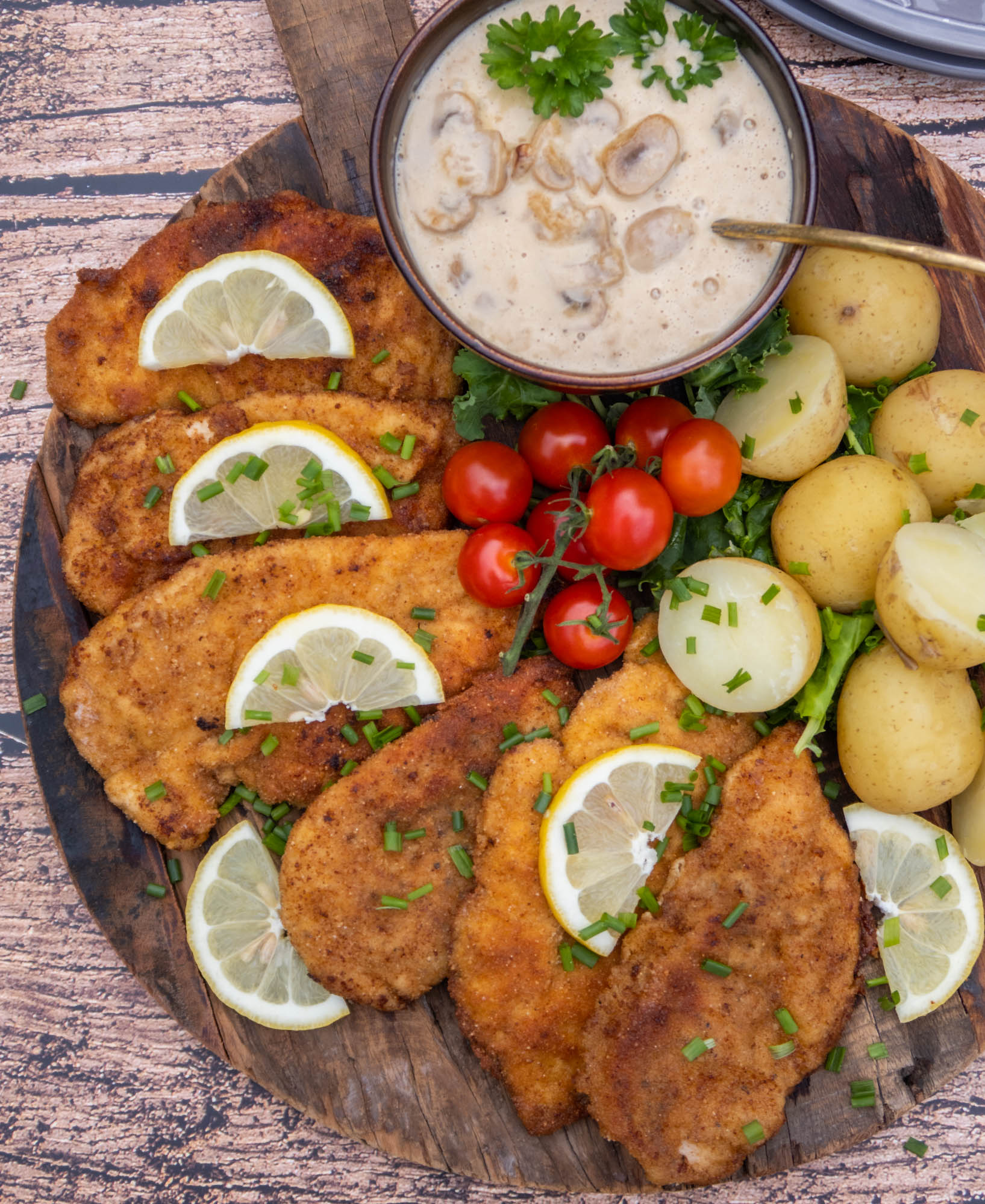 Kycklingscnitzel med svampsås - Zeinas Kitchen